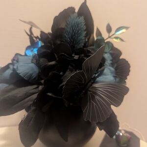 Other | Black Flowers With Butterfly Accent Comes In A Caldron | Poshmark
